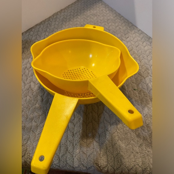 Tupperware | Kitchen | Tupperware Strainer Or Collander Or Sieve Yellow ...